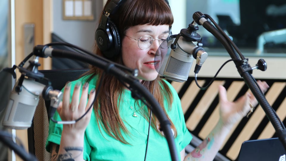 Catherine Ethier expérimente les pouvoirs magiques de l’eau de la super ...