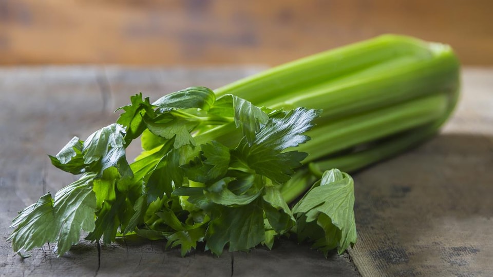Le céleri coûte cher à cause des changements climatiques
