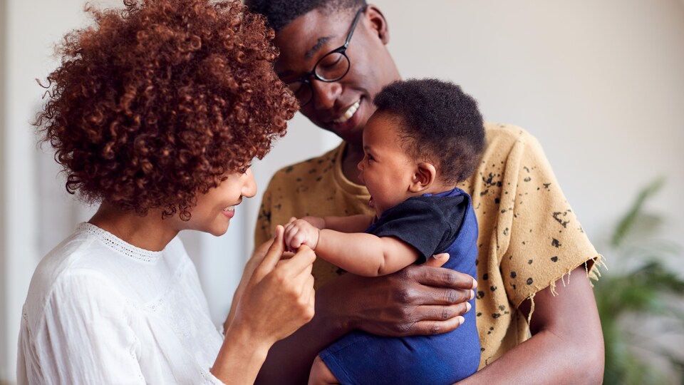 L’importance du sourire pour le développement des enfants