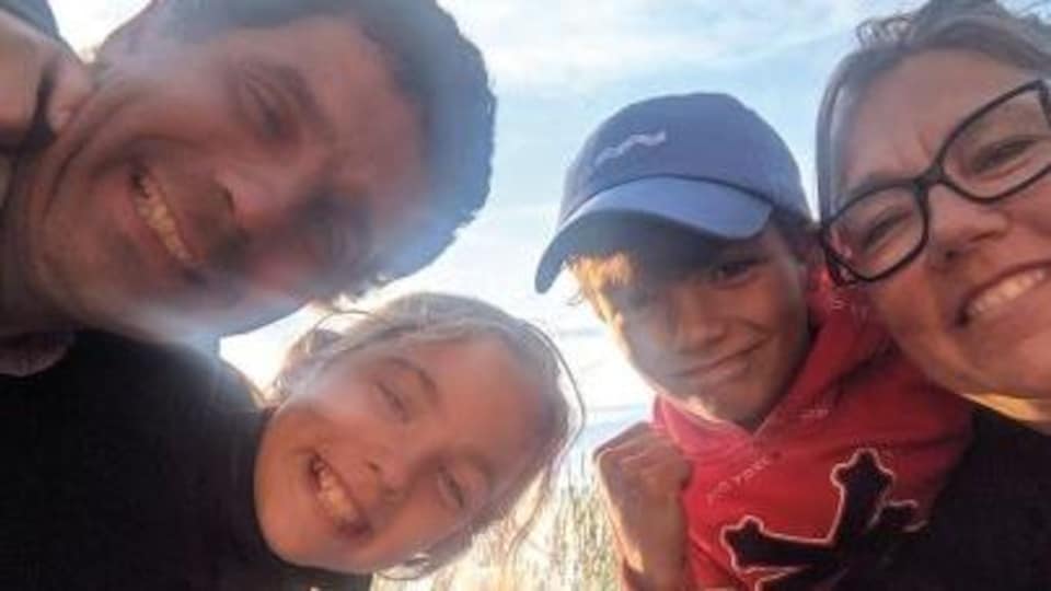 Une famille rimouskoise raconte son voyage d'un an en voilier