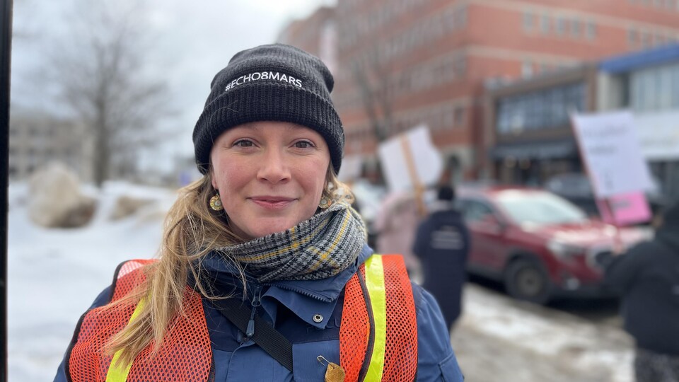 8 mars : de meilleurs salaires pour le secteur communautaire au N.-B ...