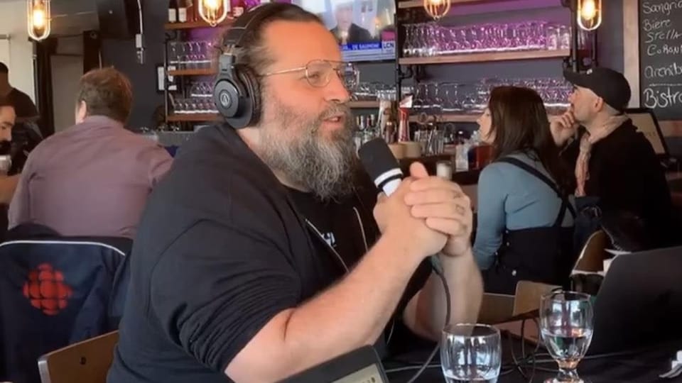 Francis Ouellette met au monde les personnages de son enfance