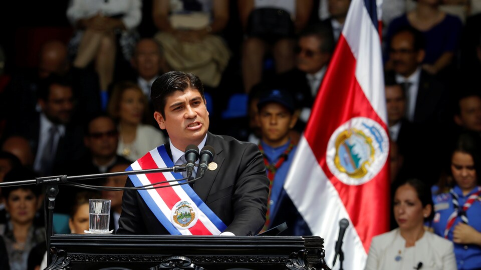 Portrait du nouveau président costaricain, Carlos Alvarado