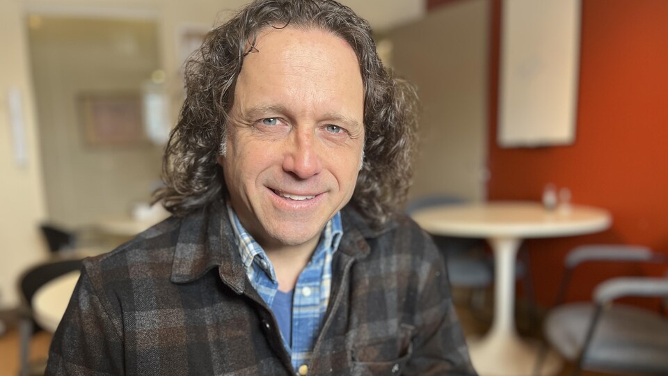 Katak : un Mario Saint-Amand pas trop menaçant