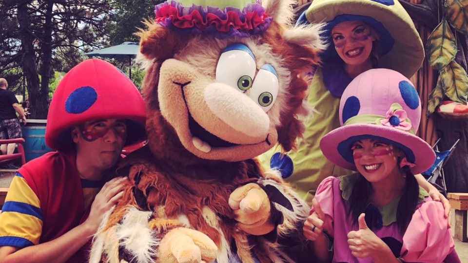 Profession : acteur dans les pièces de théâtre à La Ronde