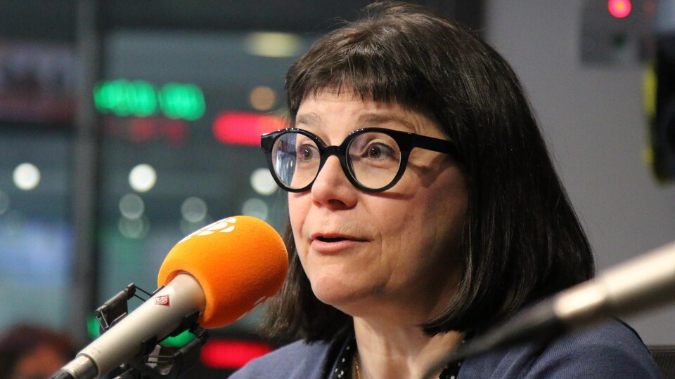 La pièce 34B au Théâtre de La Bordée : entrevue avec l'autrice Isabelle ...