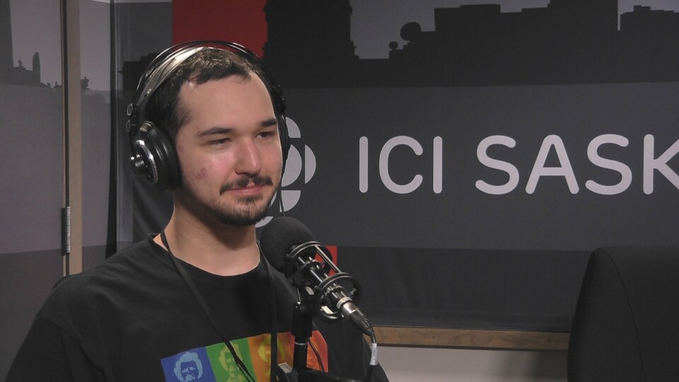 La pièce Le procès de Louis Riel : nécessaire pour présenter deux ...