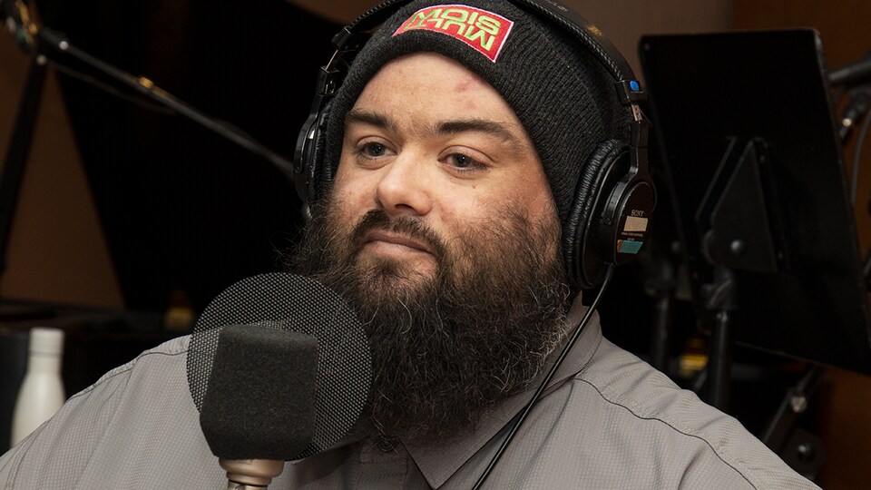 Tanné.e : Le « Micro ouvert » de Mikaël Bergeron