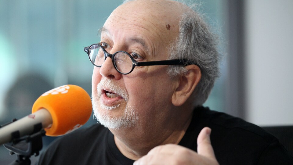 Un psychiatre sort de l'hôpital pour combattre la maladie mentale