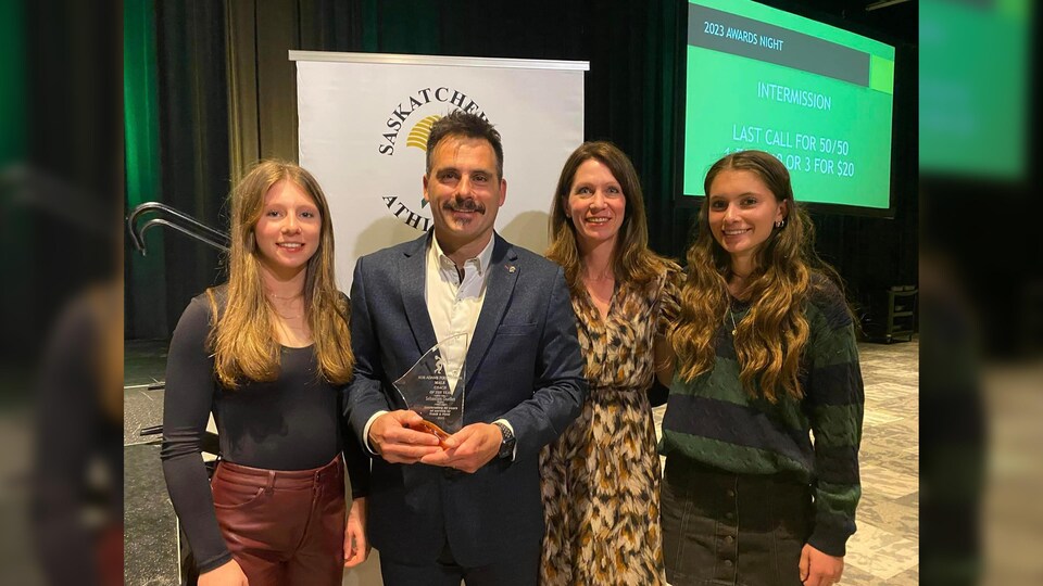 Sébastien Ouellet est l'entraîneur saskatchewanais de l'année