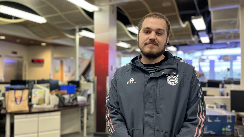 Simon Roy, étudiant du programme Je raccroche, nous propose ses coups ...