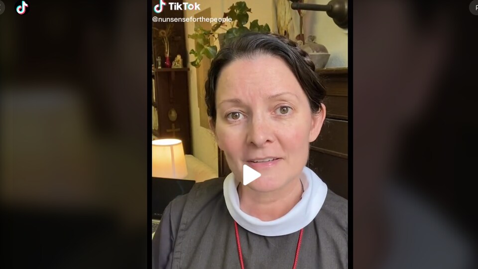 Découvrir la #viedecouvent grâce à TikTok