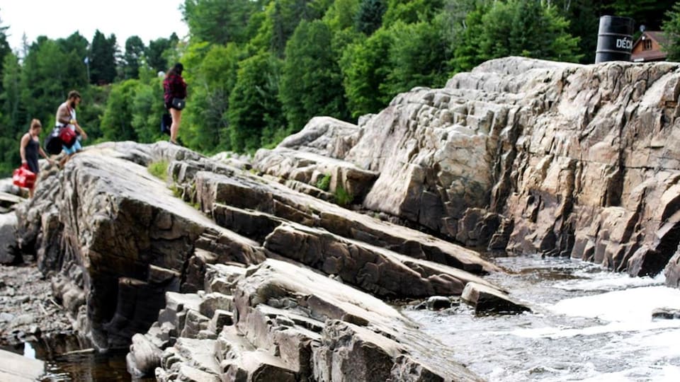 Manque de civisme au parc des Cascades à Rawdon