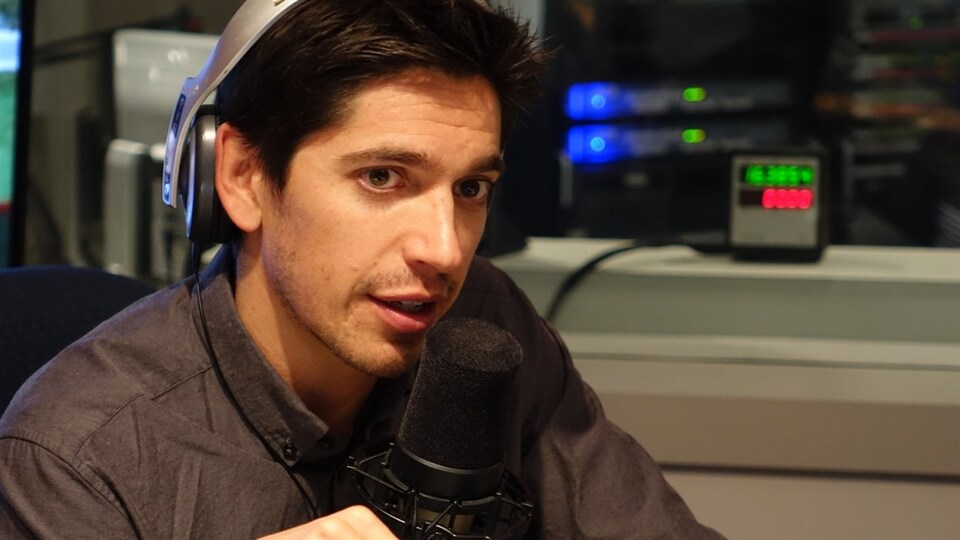 Lutte contre l'intimidation : Entrevue avec Yan England, acteur et ...