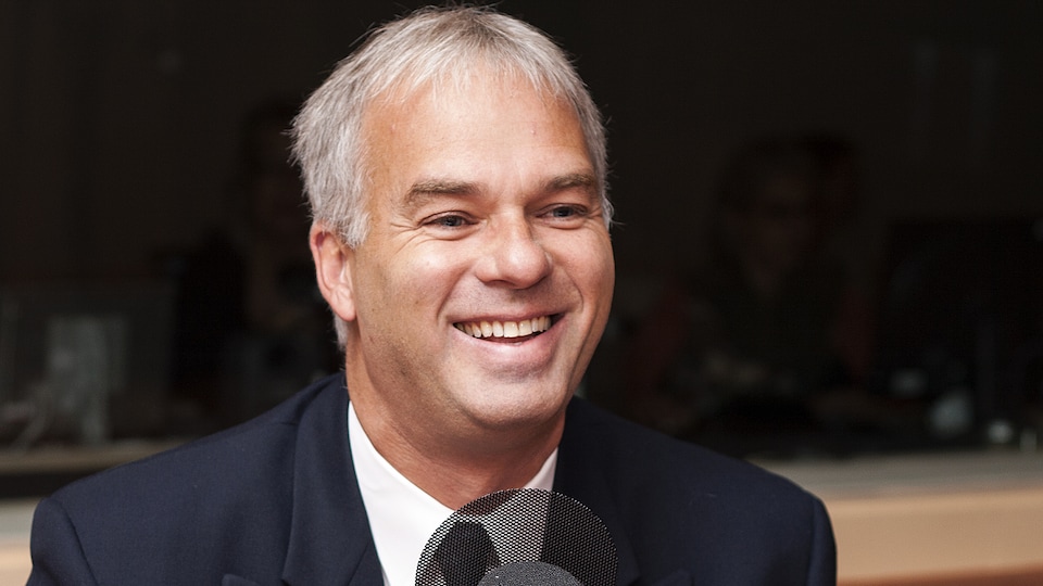 Consultations publiques : les Montréalais veulent un futur chef de ...