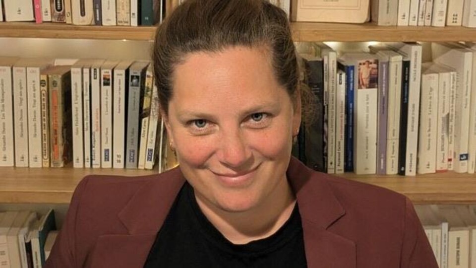 Dans la bibliothèque d’Annie-Claude-Thériault