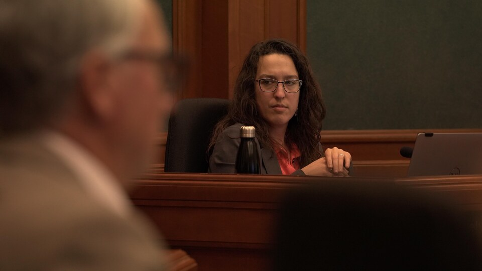 Évelyne Beaudin revient sur la séance du conseil municipal de Sherbrooke