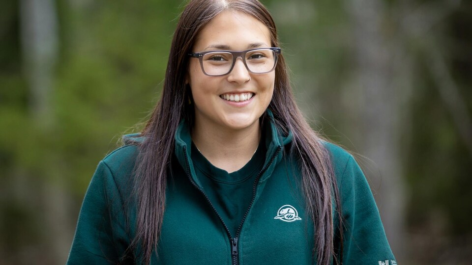 Le tissage du cèdre : redécouvrir un savoir autochtone au parc ...