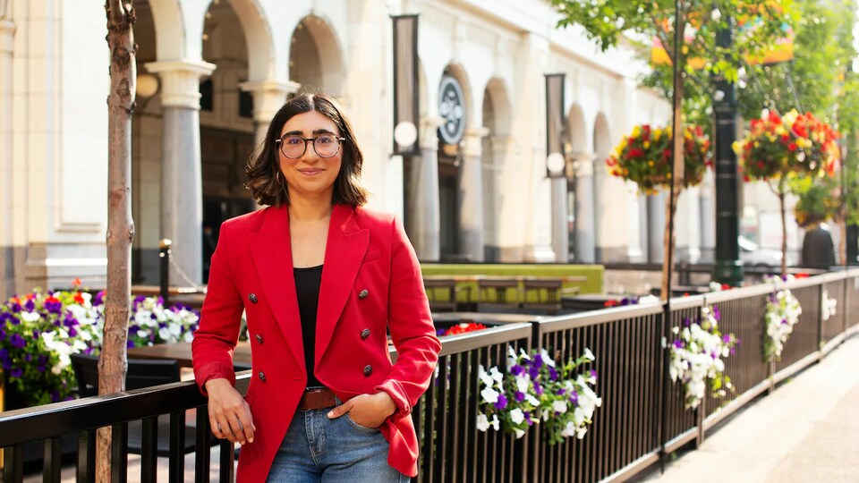 Insultes, crachats et gifle : une candidate libérale de Calgary ...