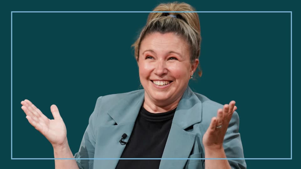 Les confidences de Jessica Barker | ICI Télé | Radio-Canada