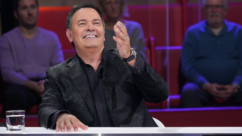 Mario Pelchat souligne 40 ans de carrière avec un album double