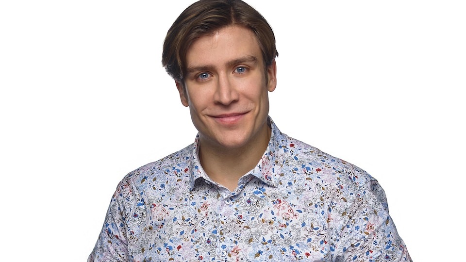 « J'adore peindre », lance Samuel Rancourt, chef d'antenne et ...