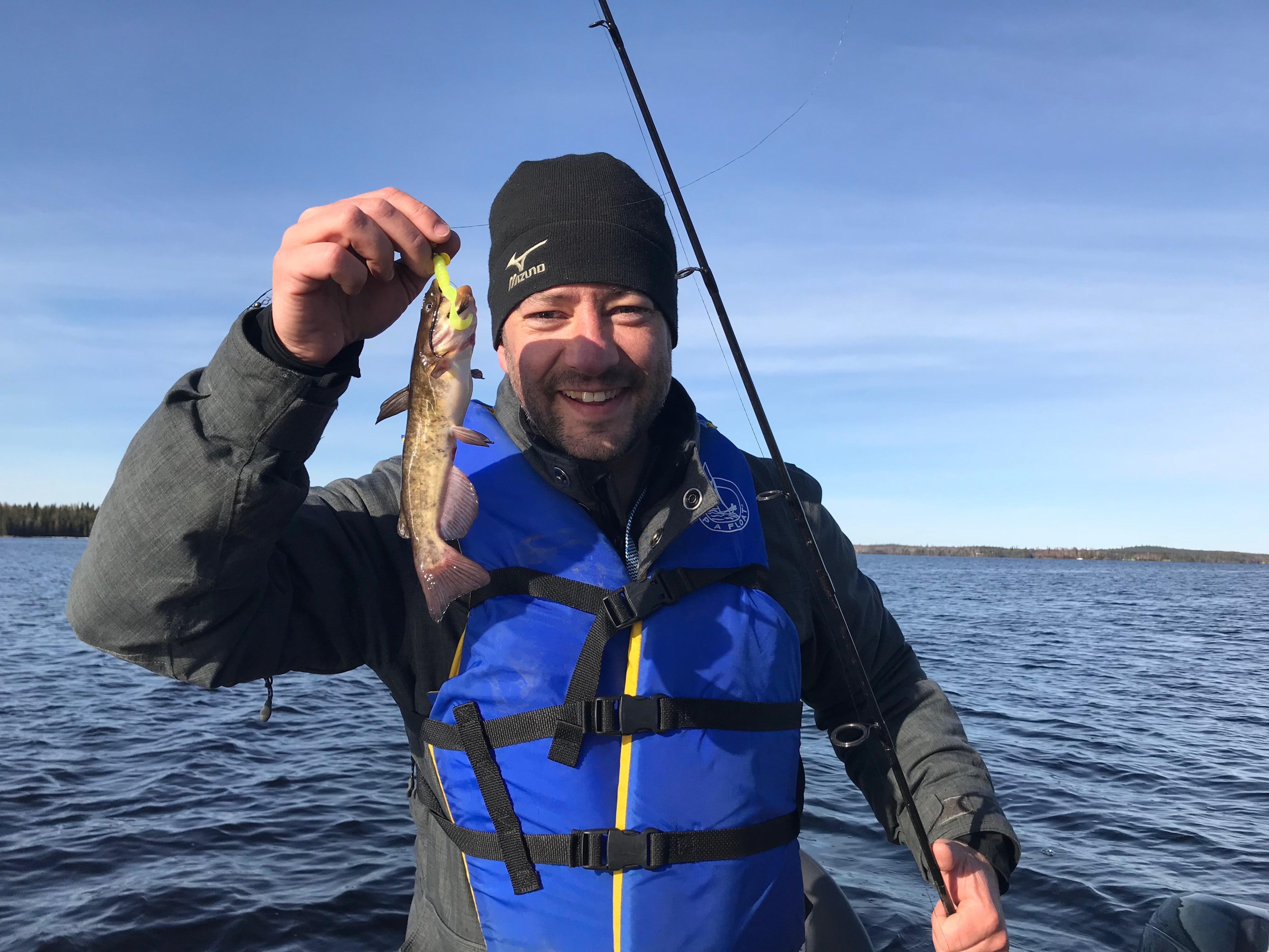 La frénésie de l'ouverture de la pêche | OHdio | Radio-Canada