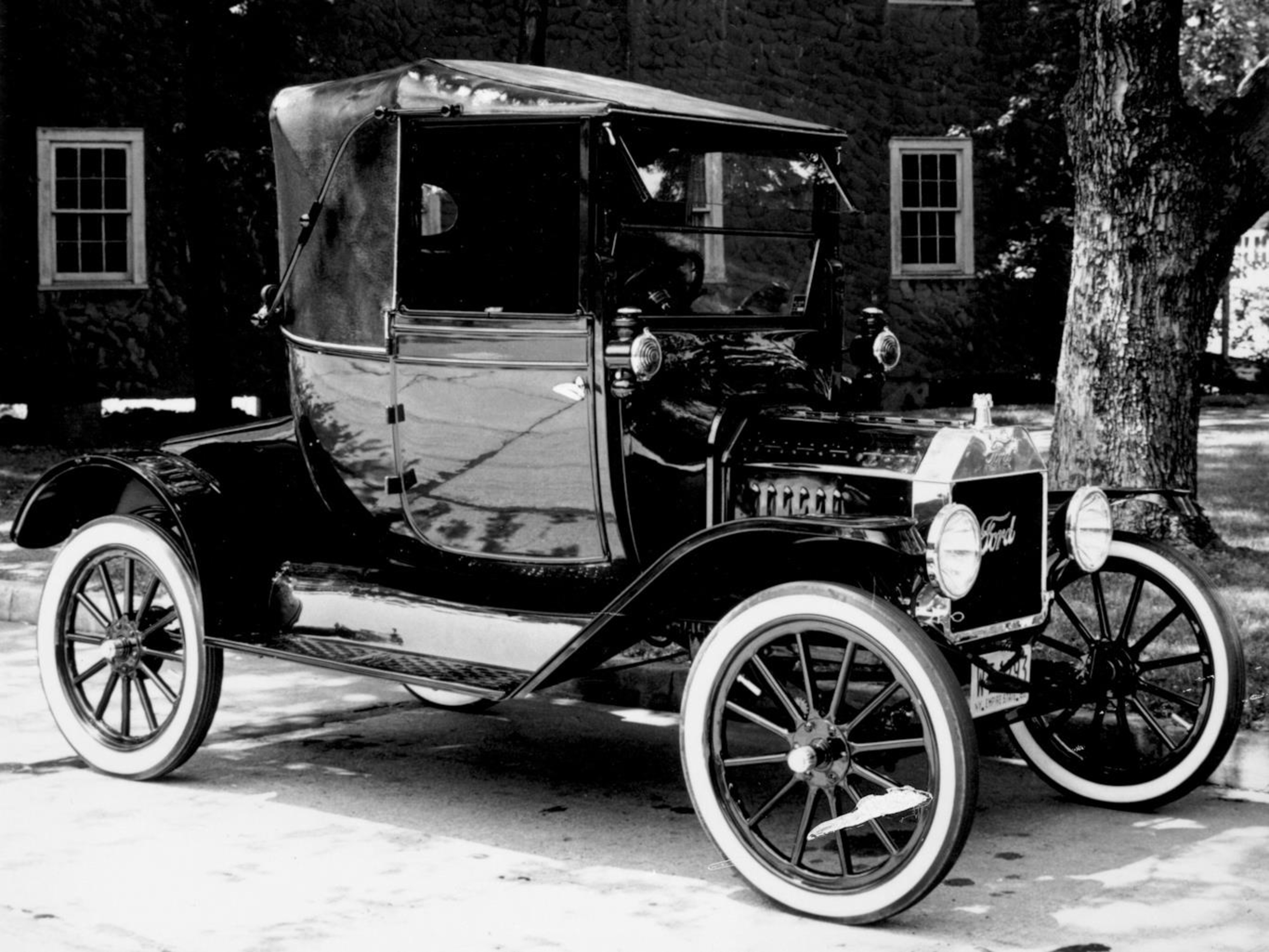 Henry Ford, la quintessence du rêve américain | OHdio | Radio-Canada