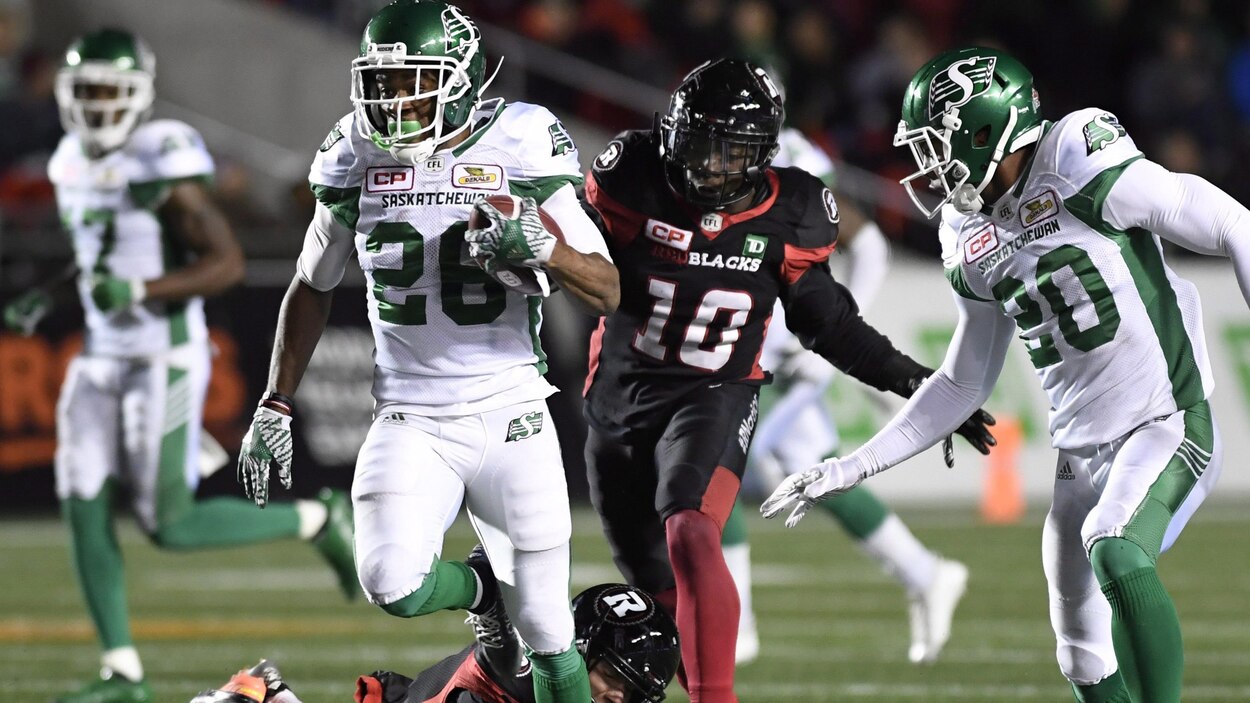 Brillante remontée des Roughriders à Ottawa | Radio-Canada