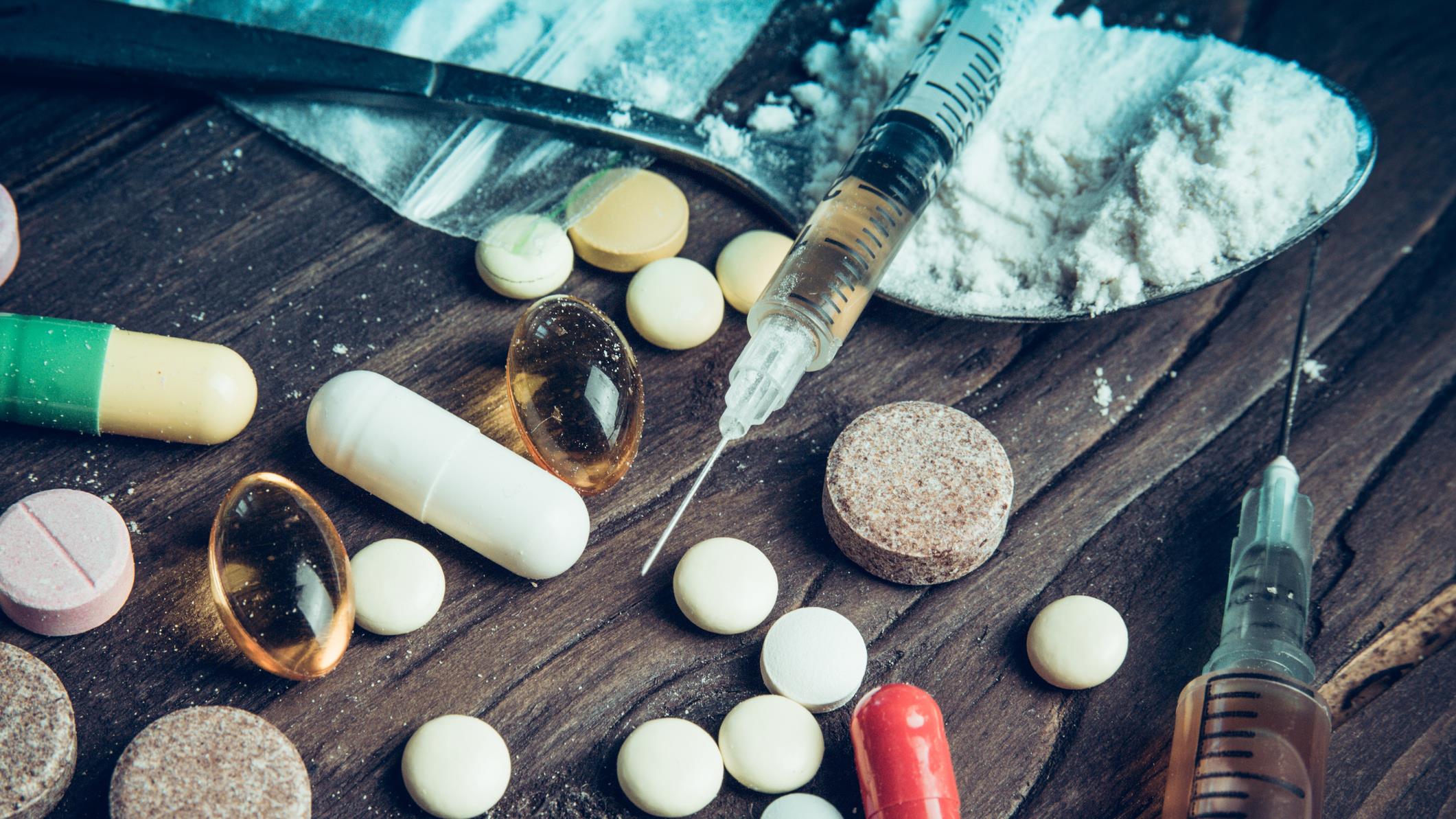 La C.-B. veut interdire la consommation de drogues dans les espaces ...