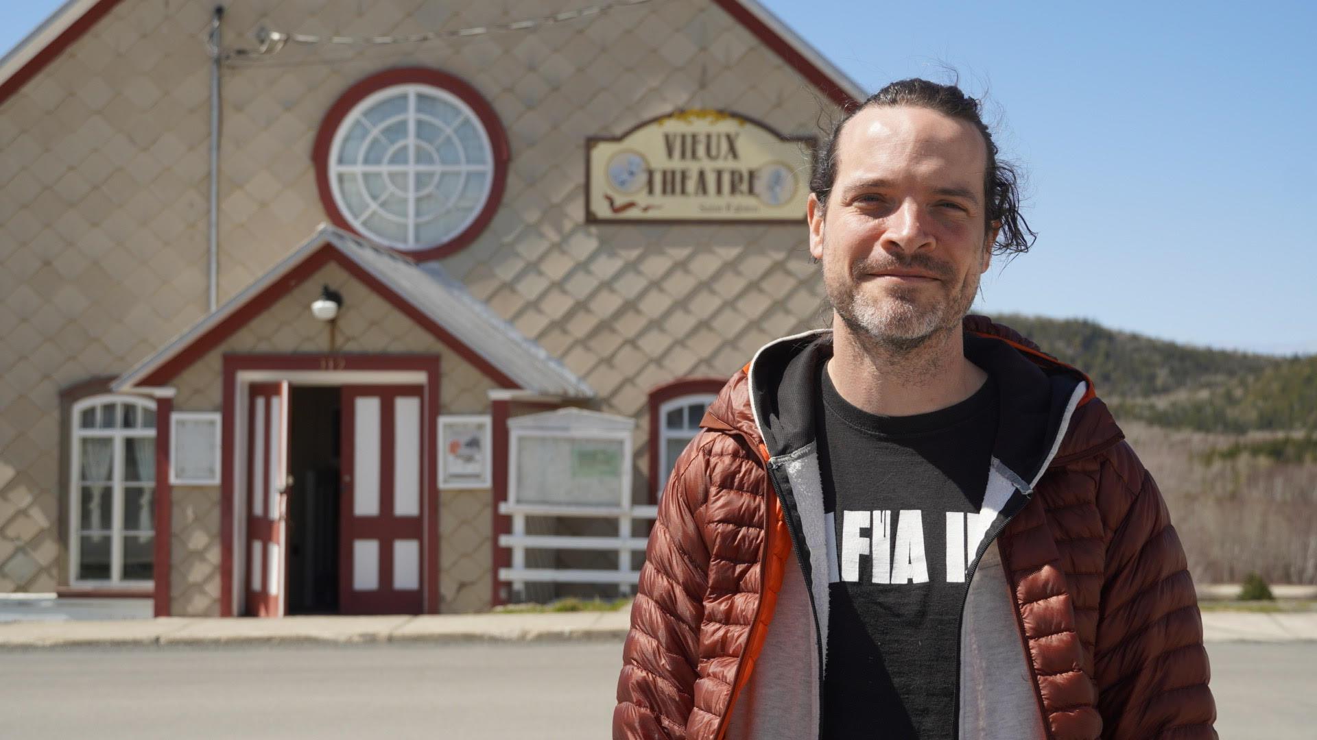 Alexandre Saint-Pierre du Vieux Théâtre de St-Fabien honoré à RIDEAU ...