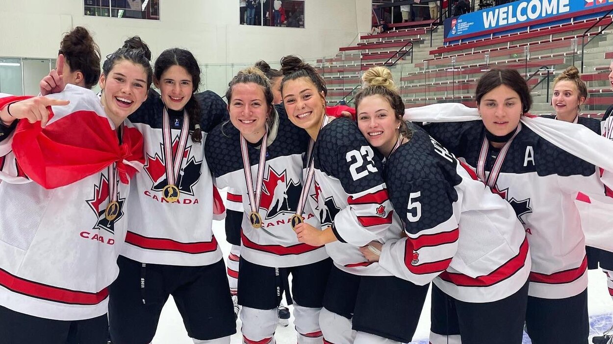 Alexia Aubin revient à Lévis comme championne du monde | Radio-Canada