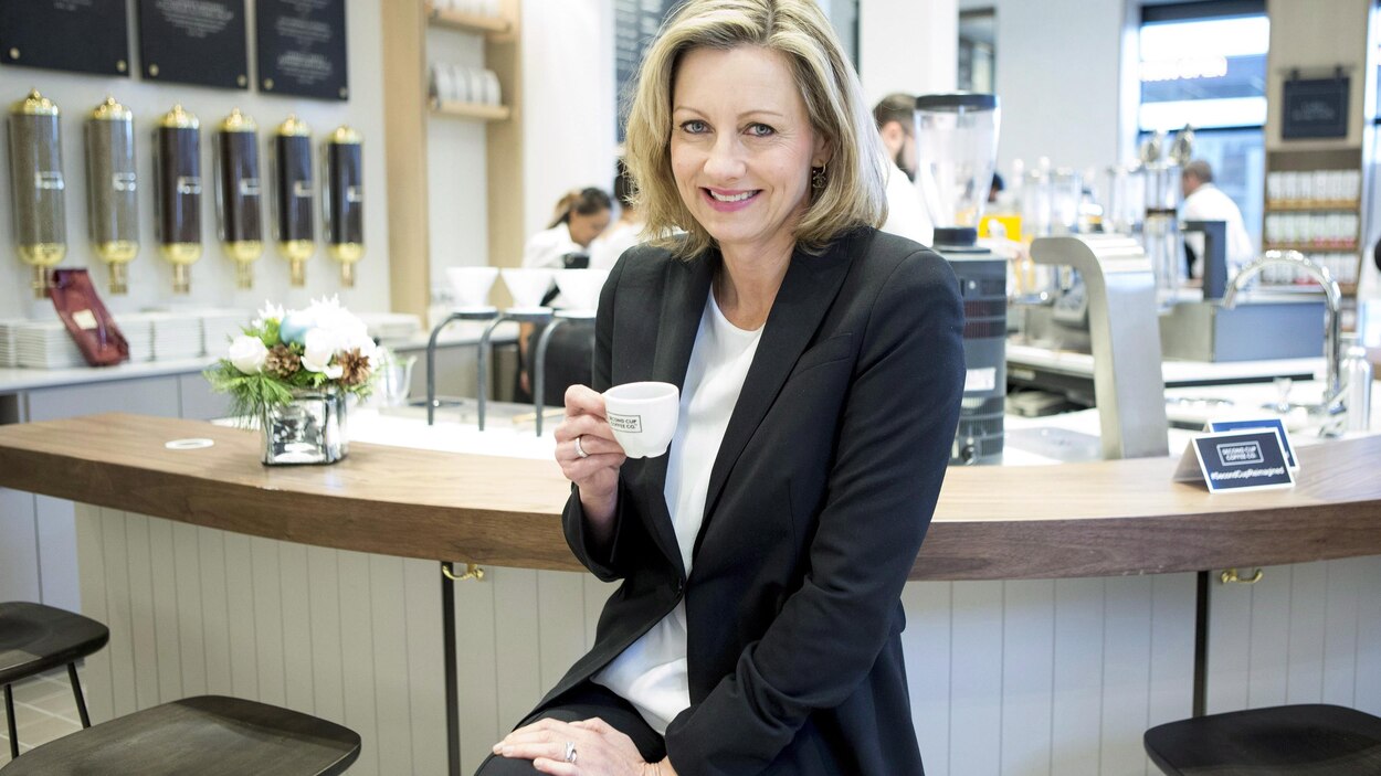 Alix Box, grande patronne de Second Cup, quitte son poste | Radio-Canada