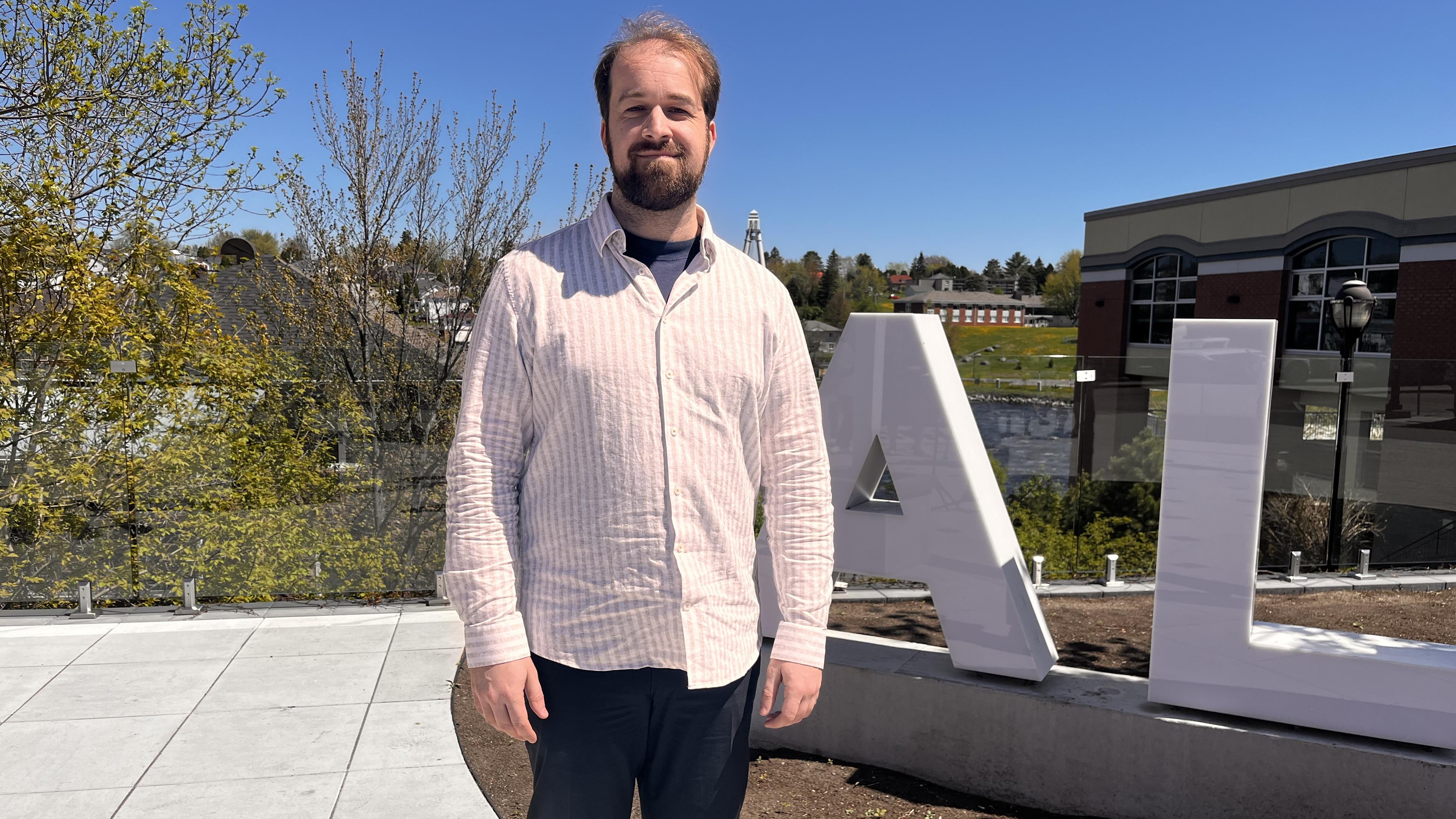 Sébastien Ouellet se lance dans la course à la mairie d’Alma | OHdio ...