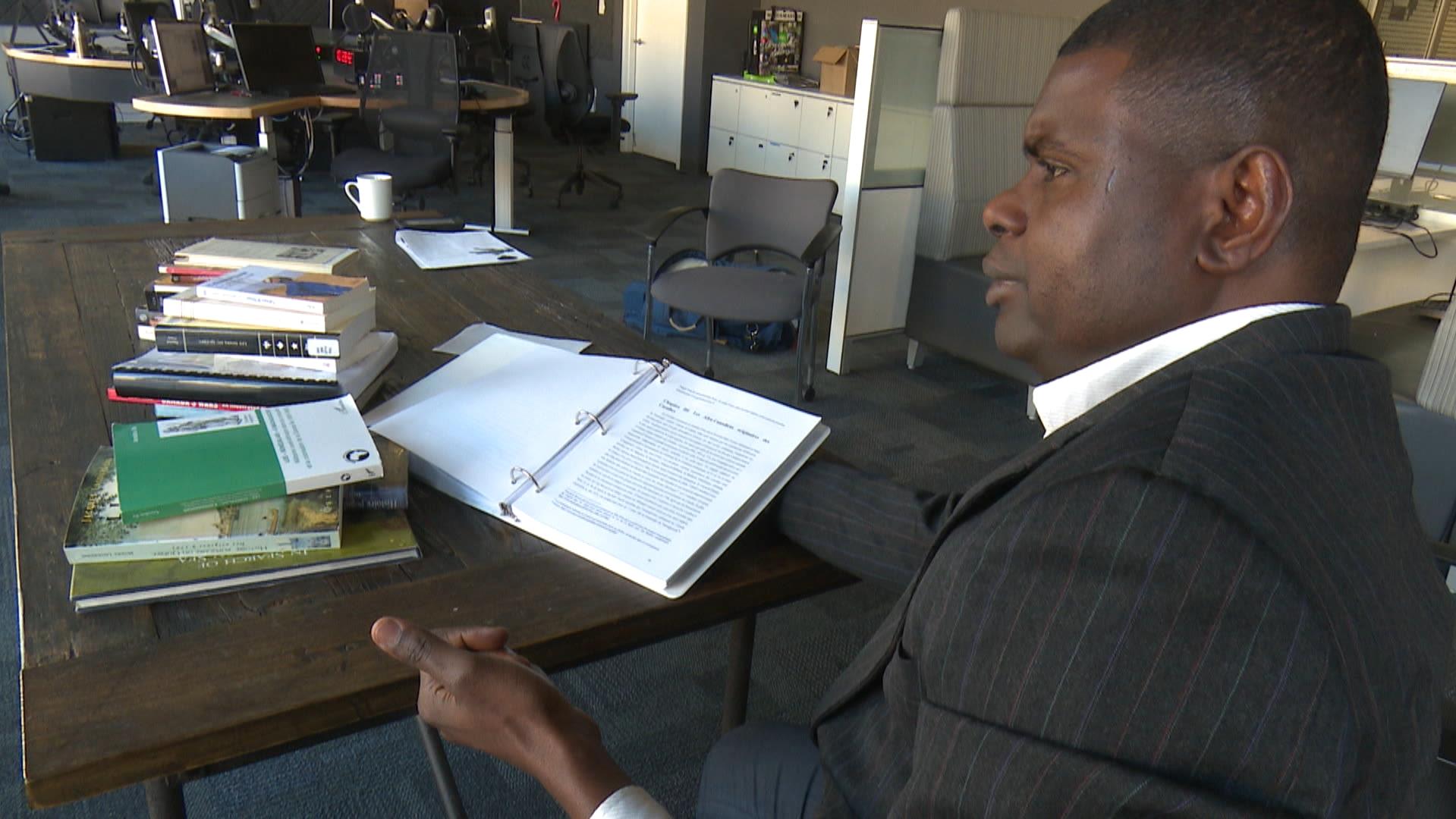 Qui était Richard Pierpoint, qui a contribué à l'histoire militaire du ...