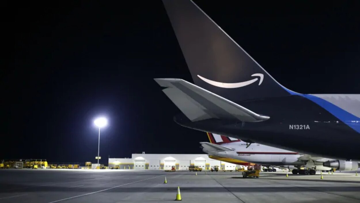 Amazon achète 11 avions de WestJet et Delta pour assurer ses livraisons ...