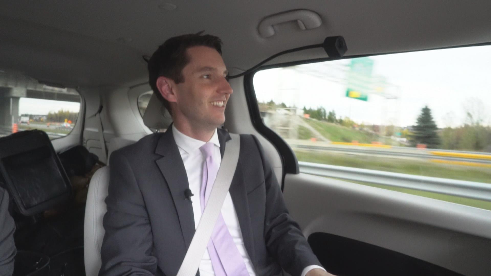 Entrevue avec André Fortin, ministre des Transports | OHdio | Radio-Canada