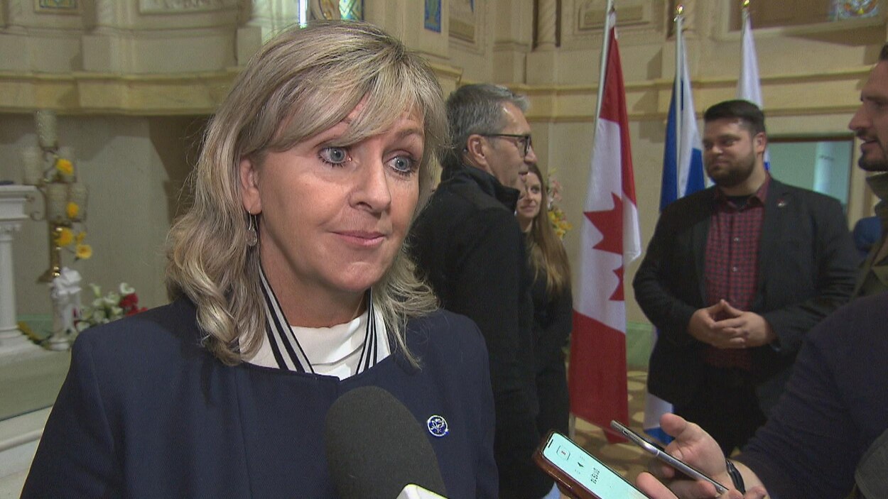 Andrée Laforest reste optimiste pour un projet de la filière batterie à Saguenay | Radio-Canada