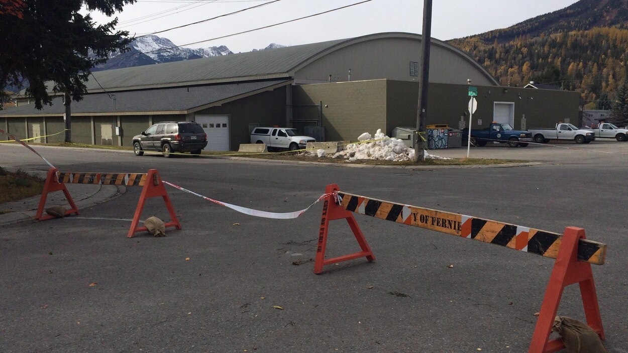 Après le drame de l’aréna, Fernie construit une patinoire extérieure ...