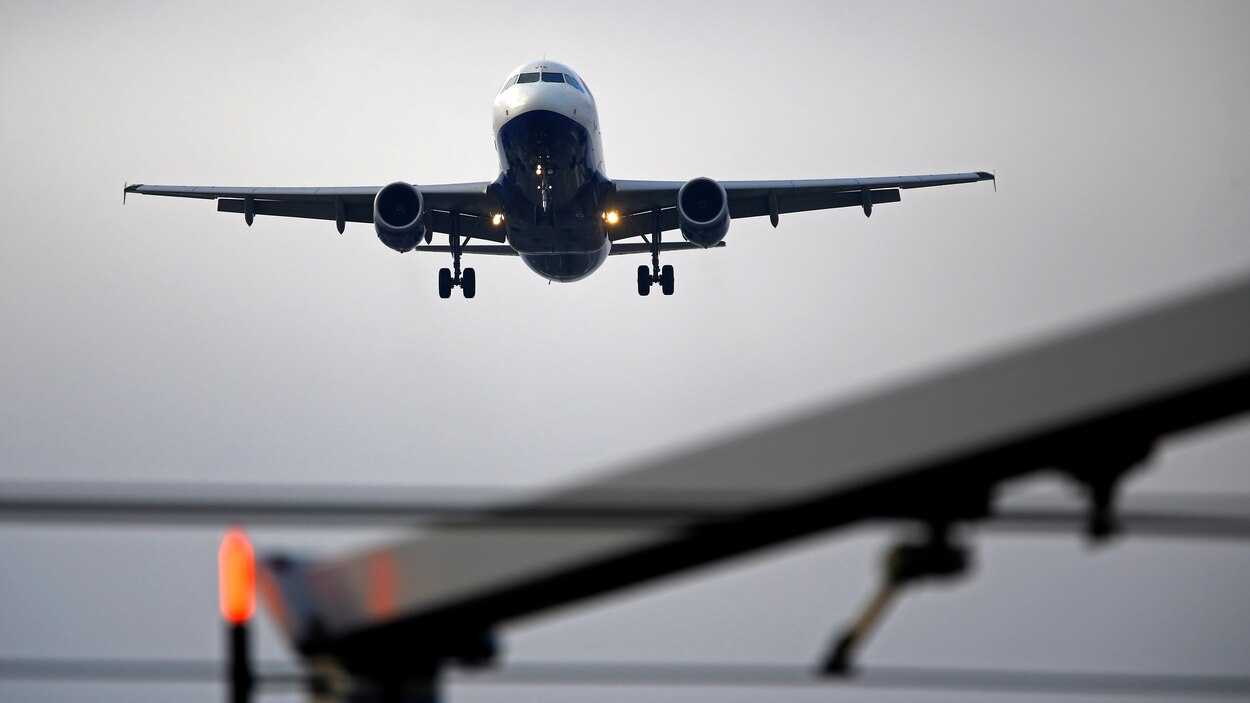 Sécurité aéroportuaire : les incursions sur pistes représentent un ...