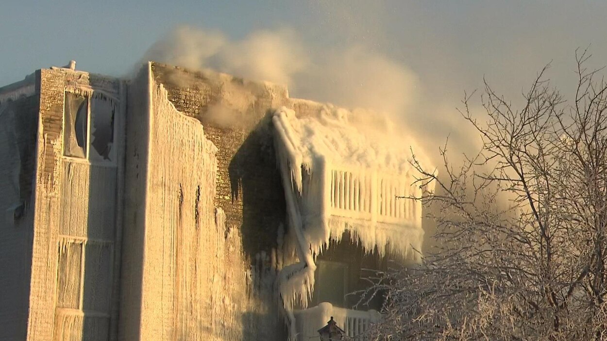 Un froid extrême sévit un peu partout au pays | Radio-Canada