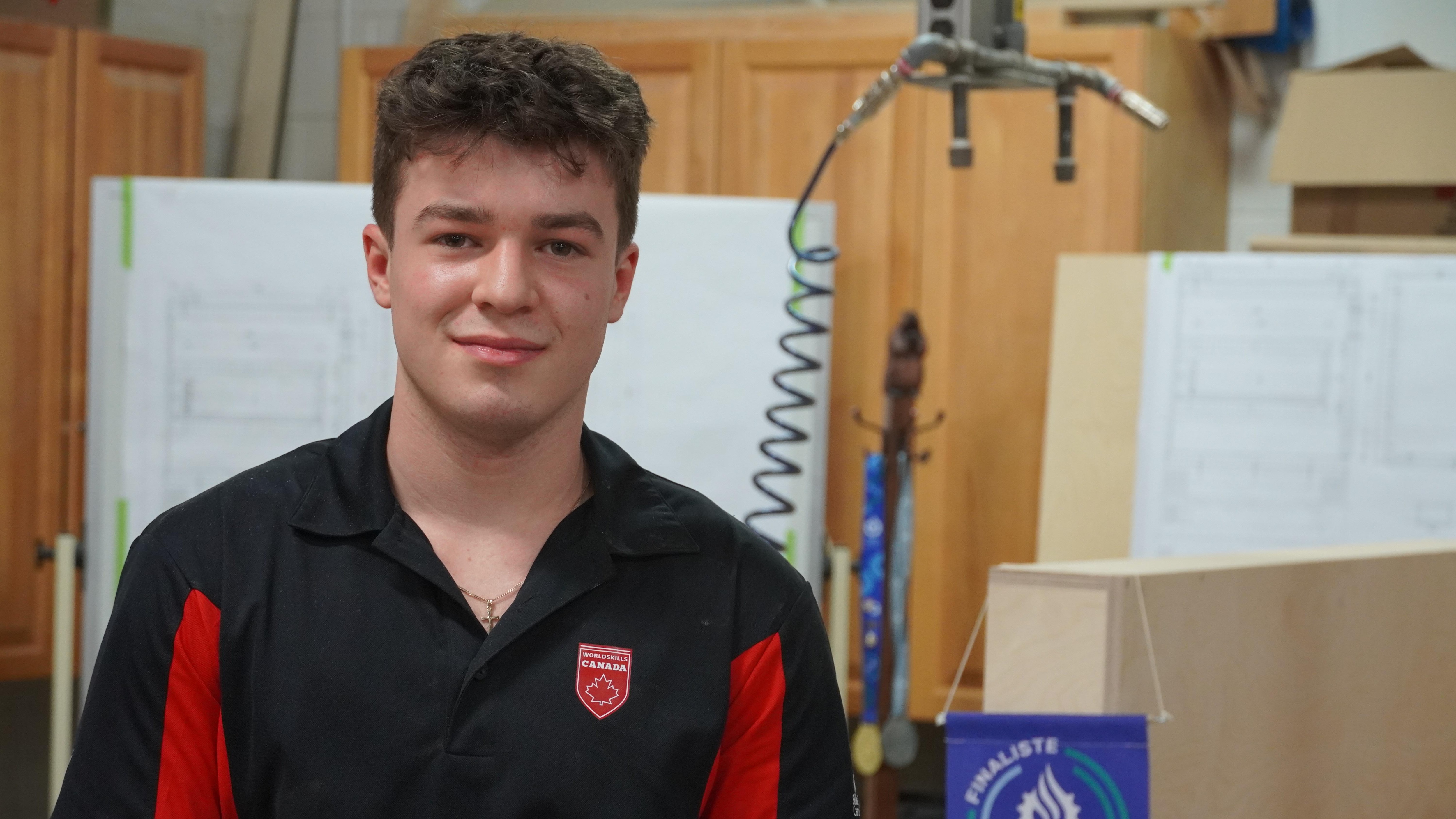 L’ébéniste Benjamin Lavoie en direction de la Compétition mondiale des ...