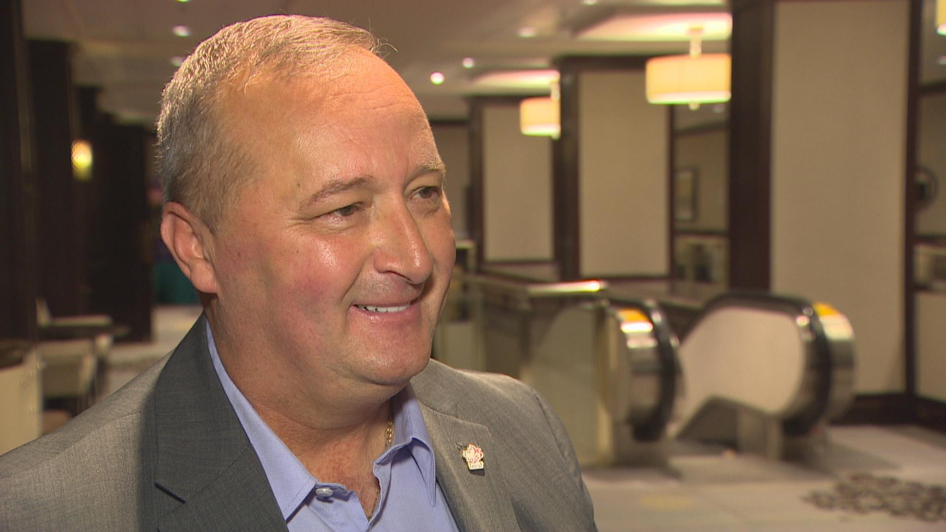 Le maire de Bois-Joli s'attaque à la mauvaise couverture cellulaire ...