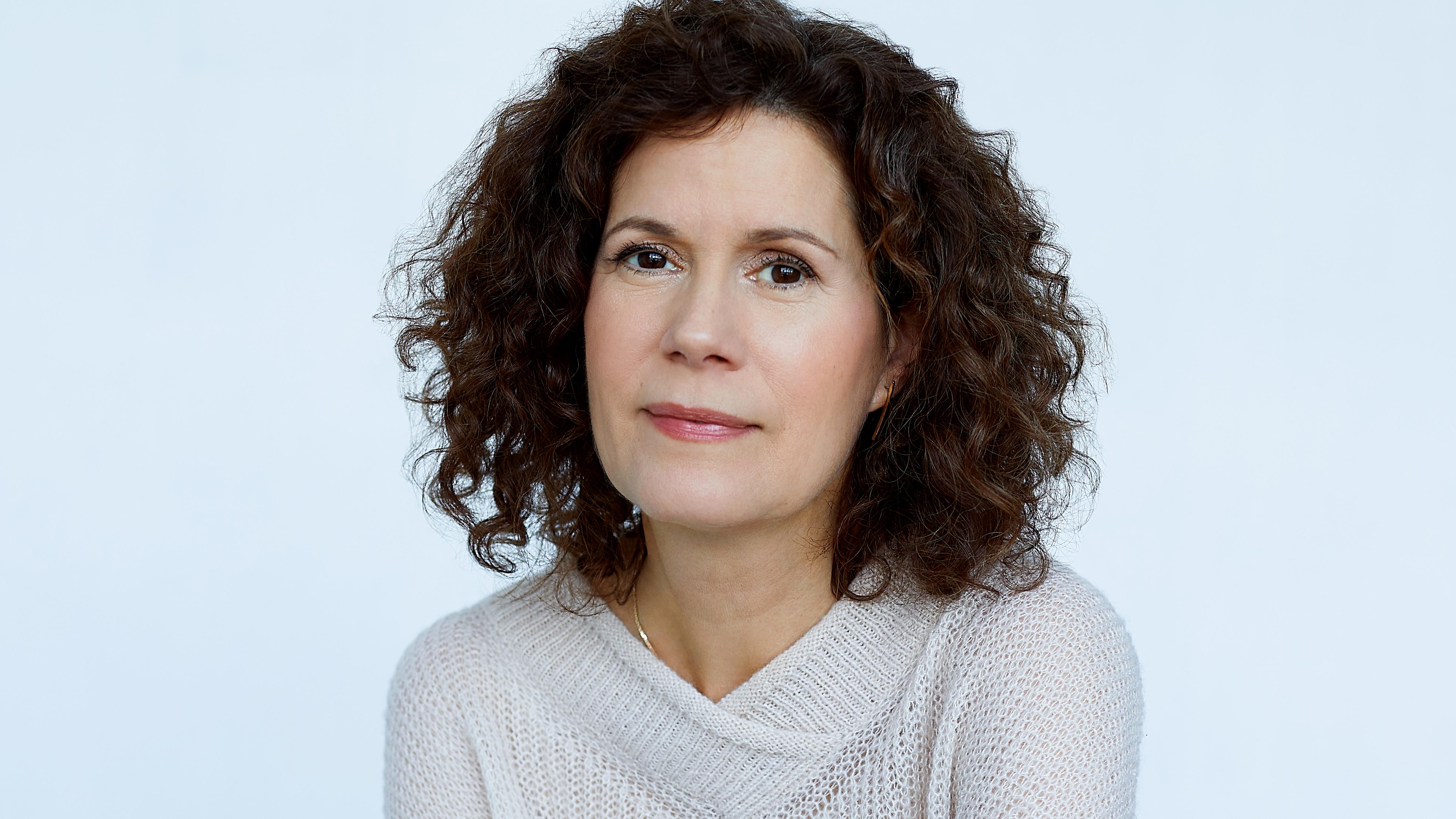 «L'âge des accidents», un nouveau roman de Catherine Perrin | OHdio ...