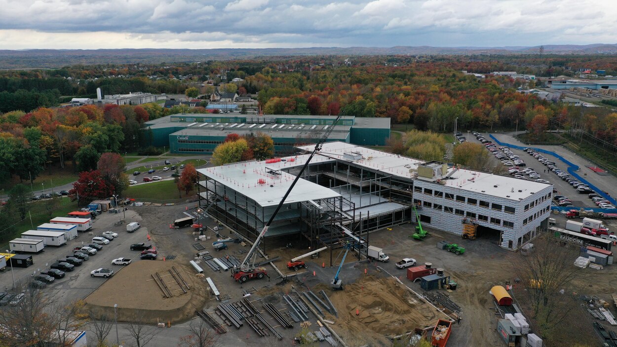 Le nouvel édifice fédéral à Shawinigan sera près de moitié plus petit ...