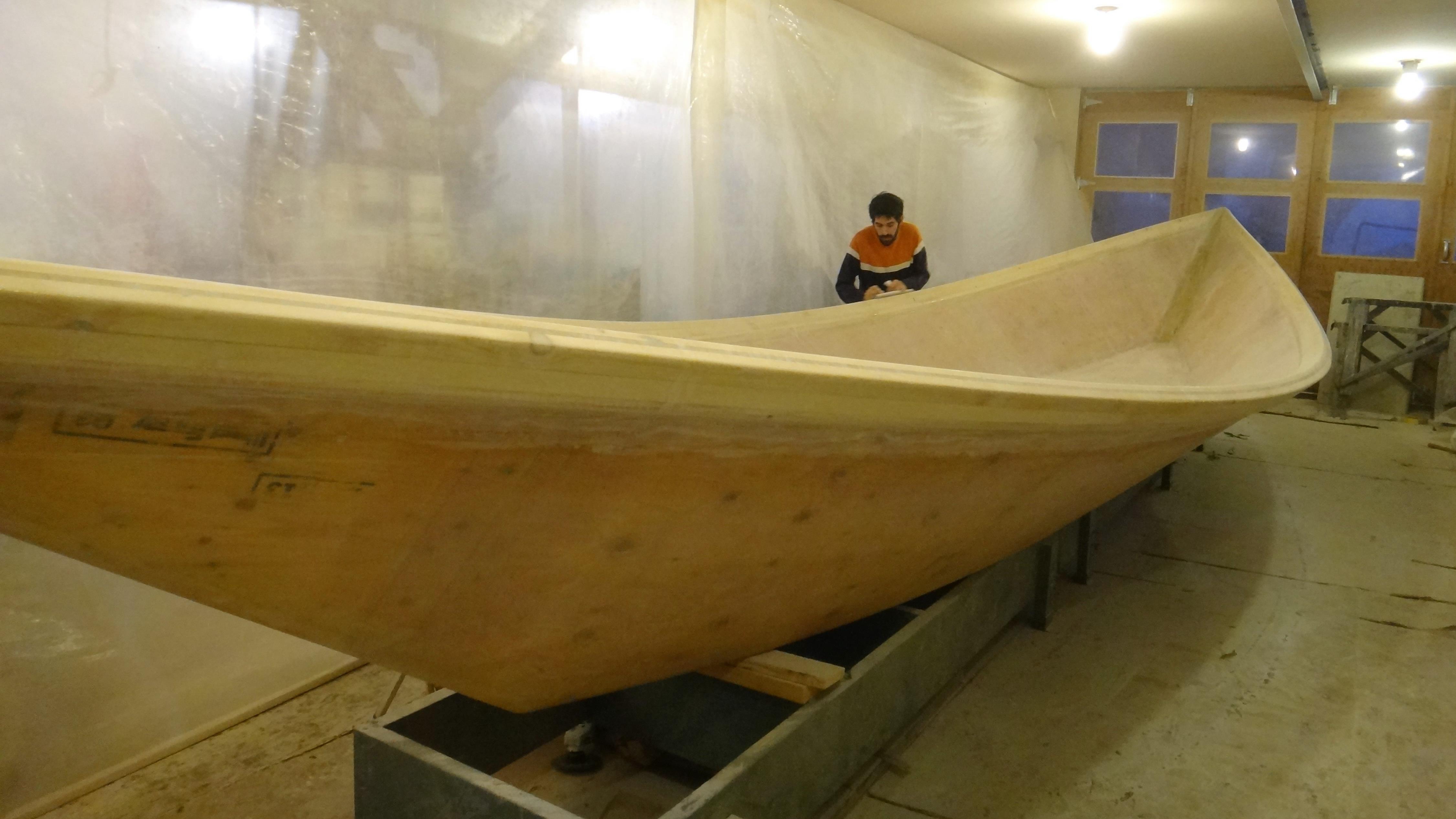 Des artisans chaloupiers du Bic font revivre les chaloupes de drave ...