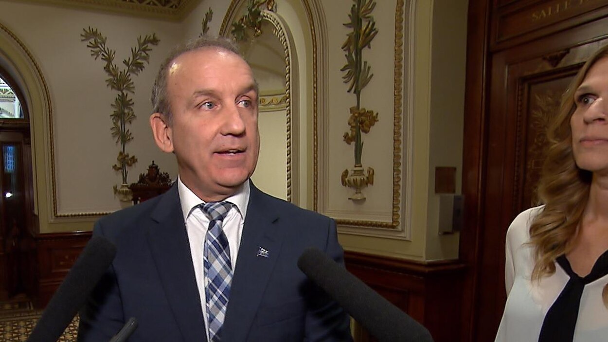 Le commissaire à l’éthique recommande des sanctions contre le député ...