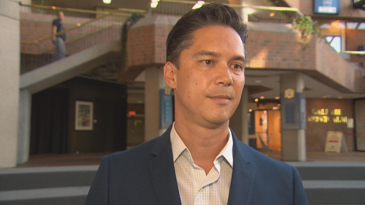 Clément Bélanger veut ramener la fierté à Gatineau | Radio-Canada