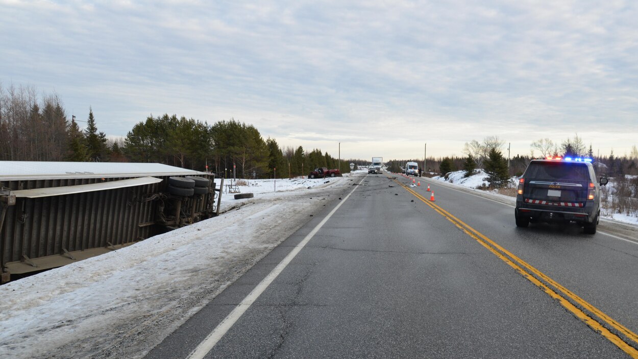 La route 11 maintenant rouverte après une collision « sérieuse » à ...