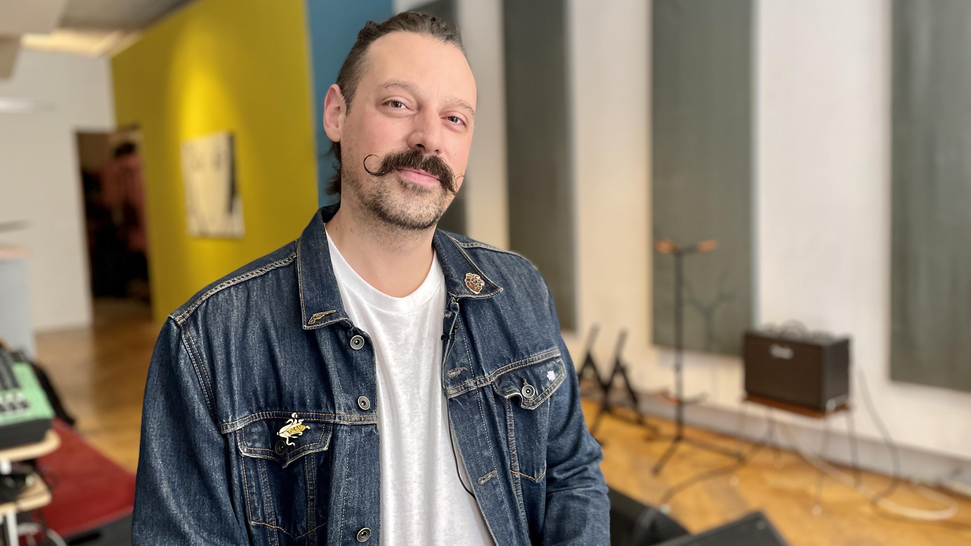 Daniel Péloquin-Hopfner, artiste passionné du Festival du Voyageur ...